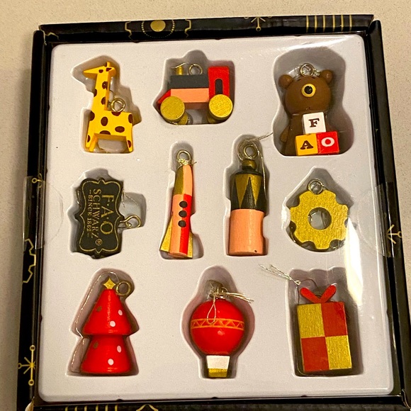 FAO Schwarz | Holiday | Fao Schwarz Ornament | Poshmark